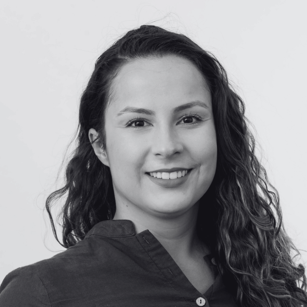 Angela Isaura Santos Costa - Beaker Street